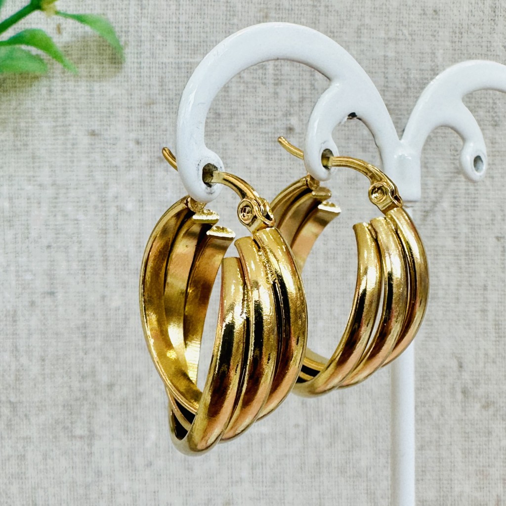 Stainless steel hoop earrings