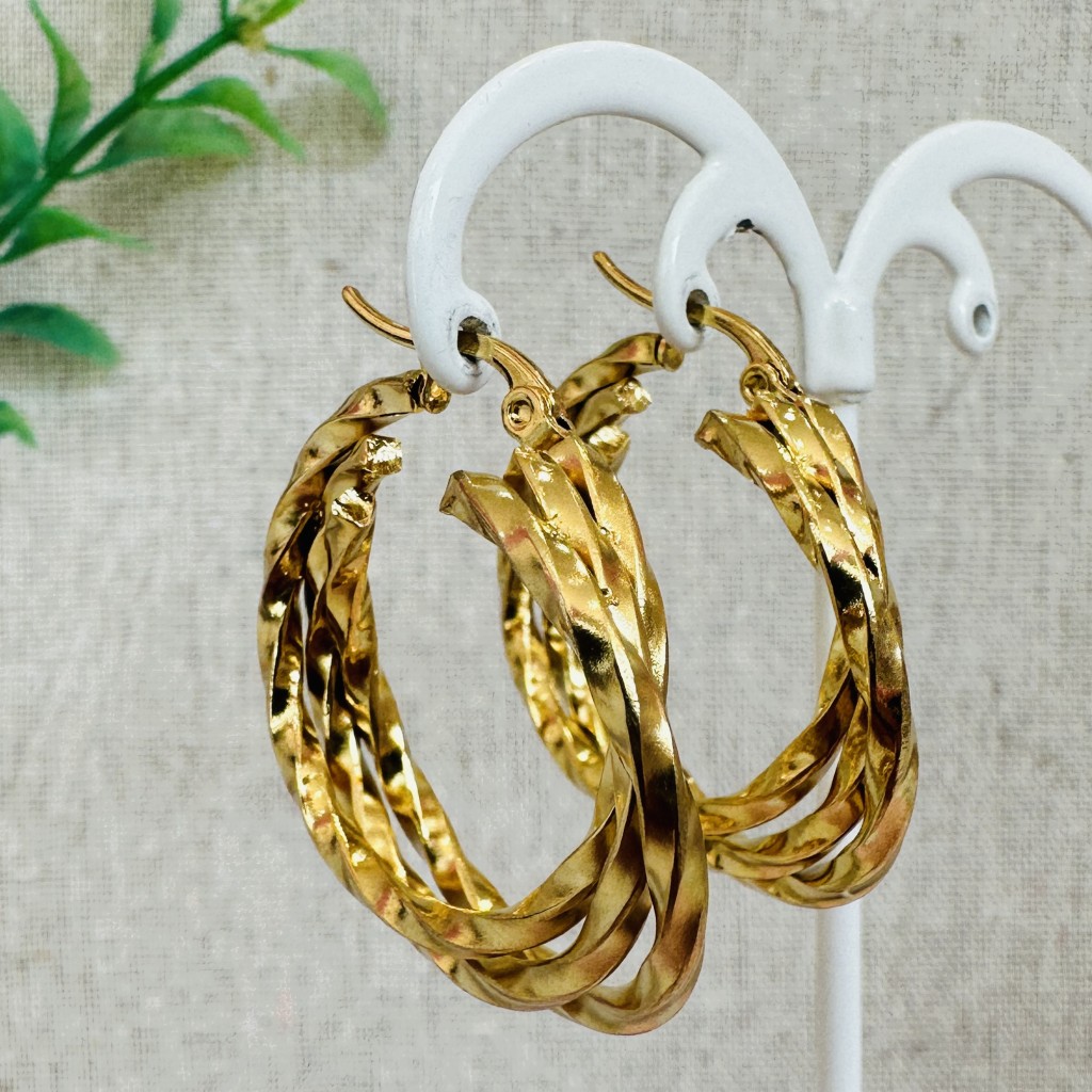 Stainless steel hoop earrings