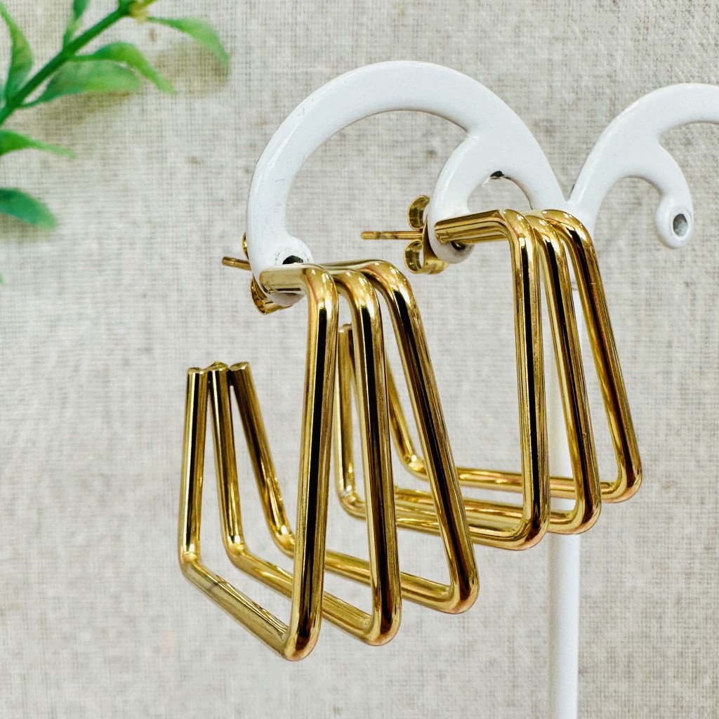 Stainless steel hoop earrings